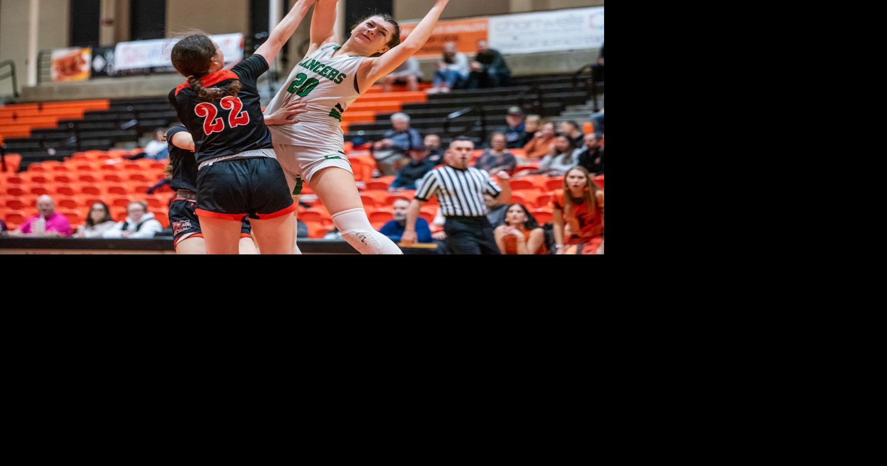 Hot first quarter leads Lew-Port to second state quarterfinal in three ...