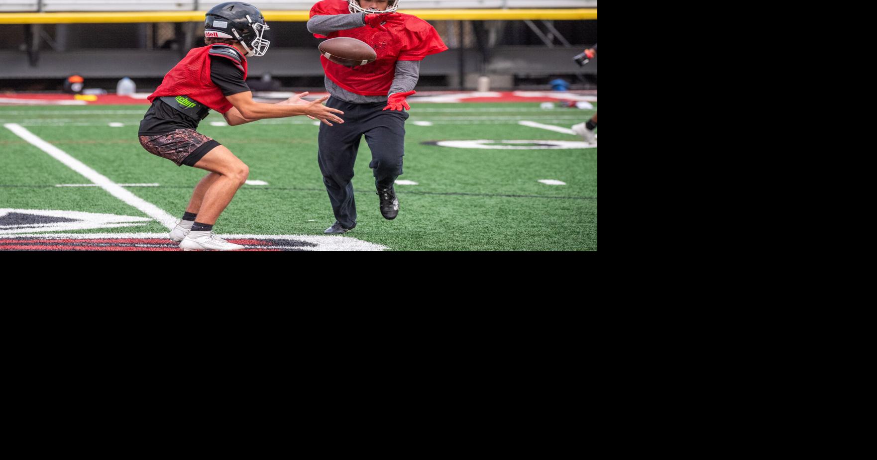 Establishing running game motive for Niagara Wheatfield this season ...