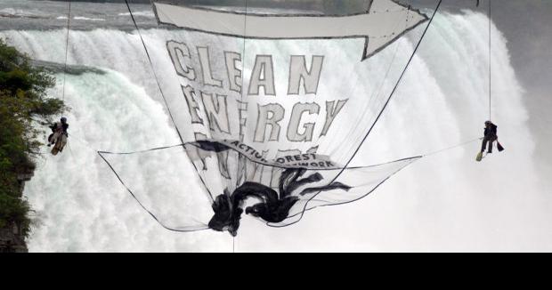 NIAGARA FALLS: Daring stunt at state park | Local News | niagara ...