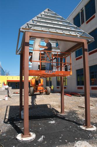 FALLS SCHOOLS: Niagara Street Elementary on schedule, set to open in ...
