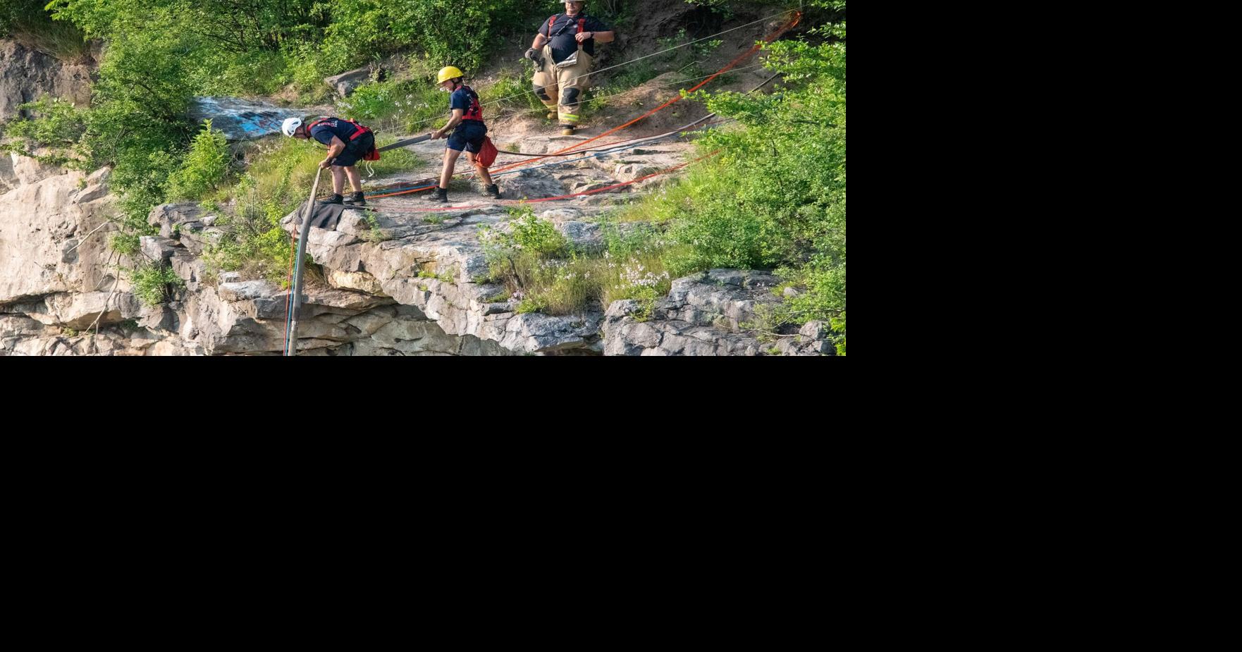 Niagara Falls firefighters get the drop on Niagara Gorge fire | Local ...