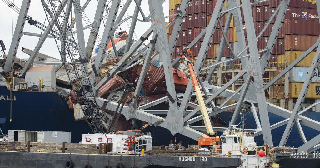 Crews prepare for controlled demolition as cleanup continues at bridge ...