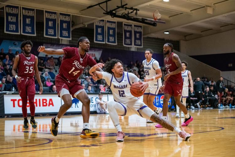 Mervin James dominates second half as Rider puts Niagara's MAAC title ...