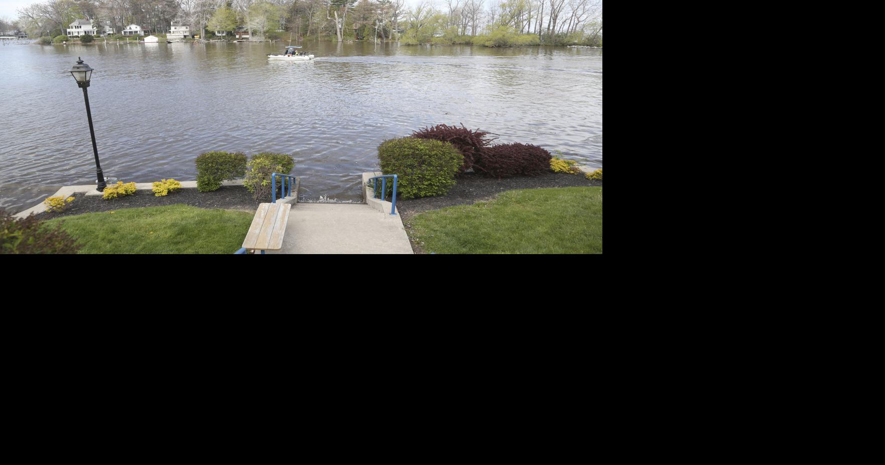 Funding OK'd for Wilson Harbor dredging | Local News | niagara-gazette.com