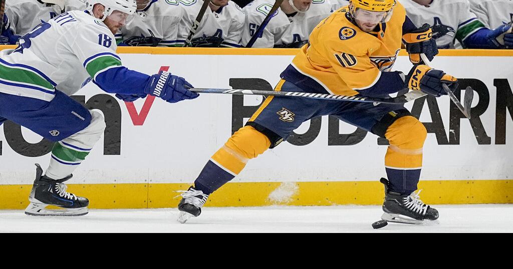 Canucks Predators Hockey | | niagara-gazette.com