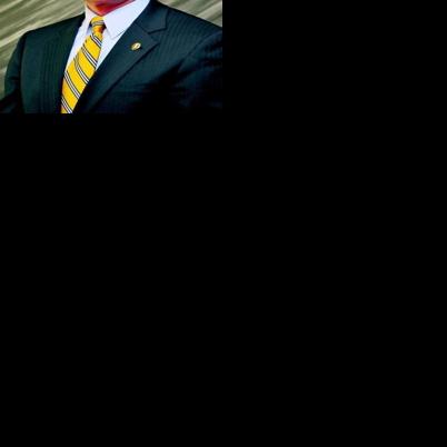 Restaino turns his city charter recommendations over to Falls lawmakers ...