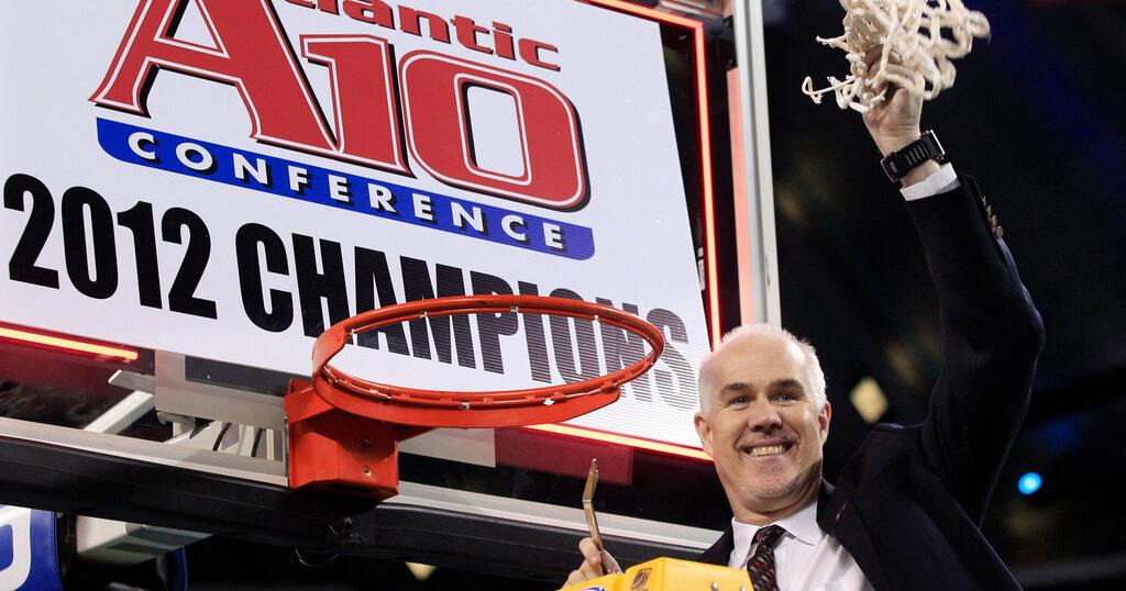 St. Bonaventure coach Mark Schmidt is retiring after 19 seasons ...