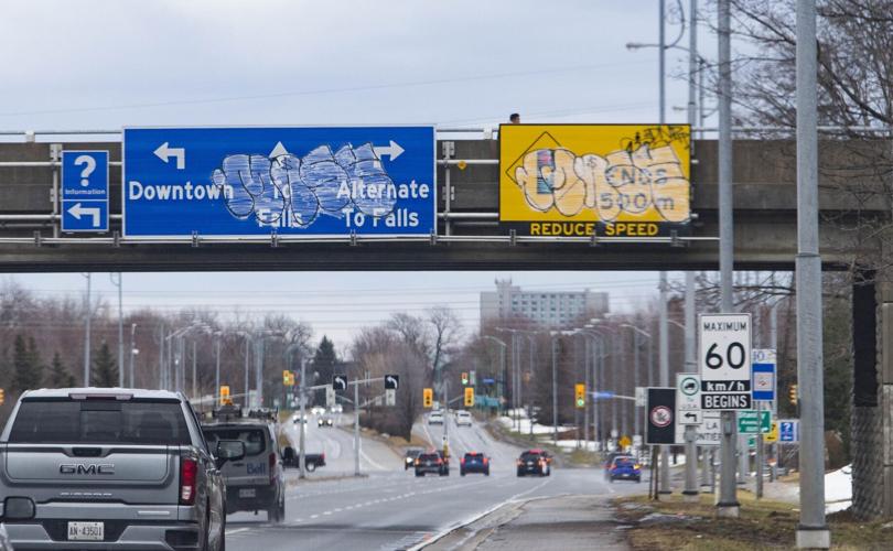 Niagara Falls looks for ways to deal with increased graffiti