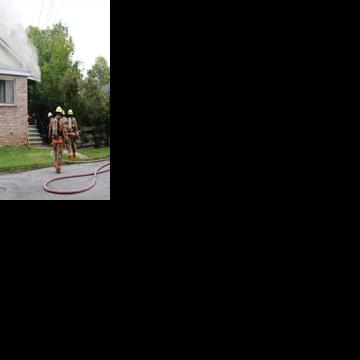 Firefighters extinguish house fire in Crystal Beach