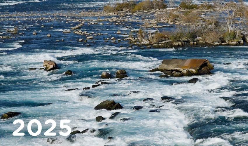 Iron Scow shifts downstream in Niagara Falls