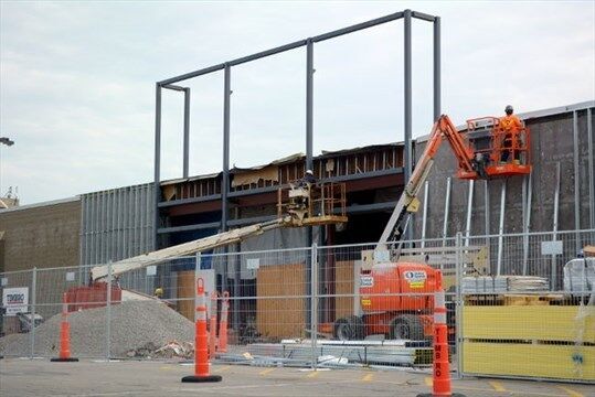 Staples moving to mall