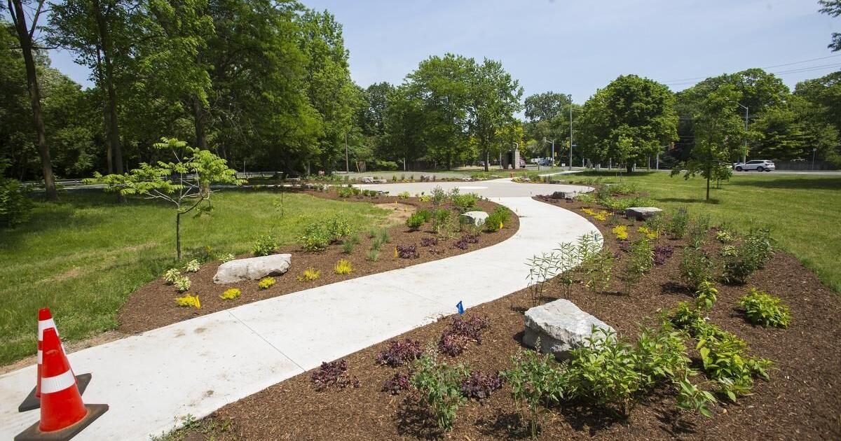 Ten custom memorial benches to be fabricated for children’s memorial ...