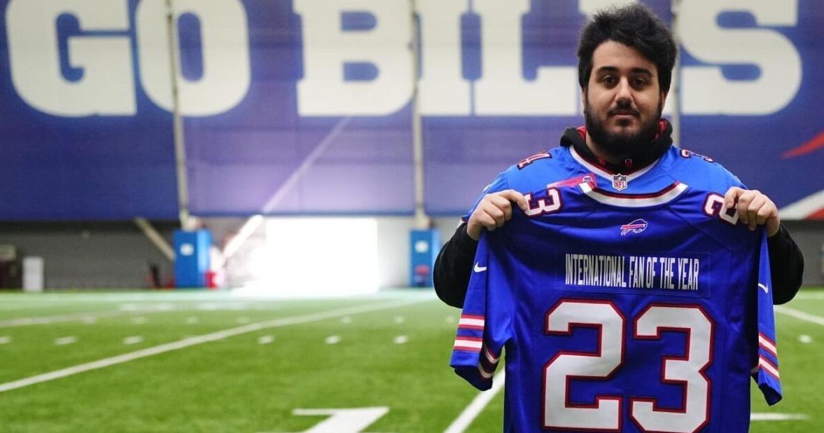 Fan from Niagara Falls, Ont., announces pick at NFL draft