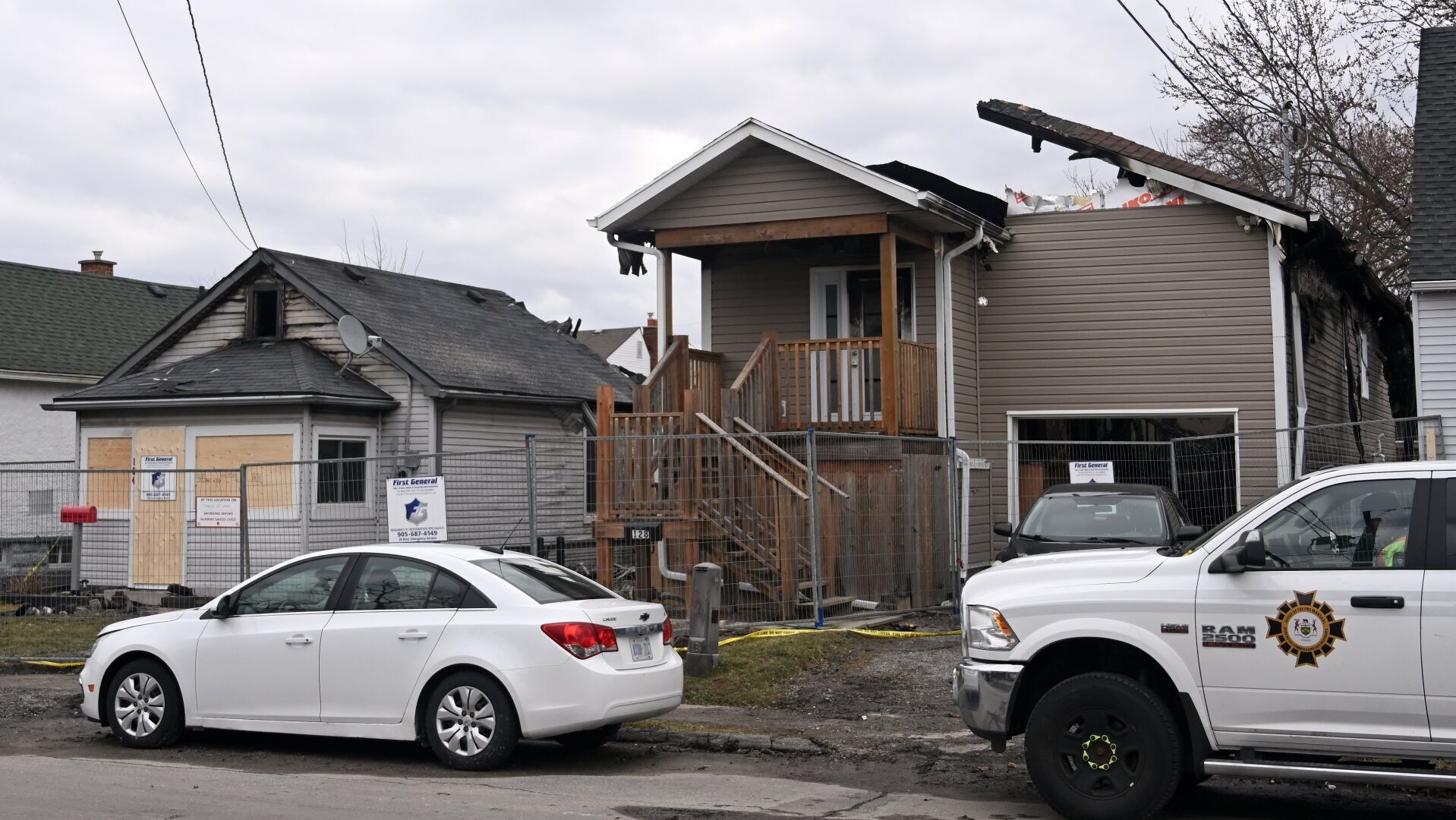 Welland fire destroys two homes, damages a third