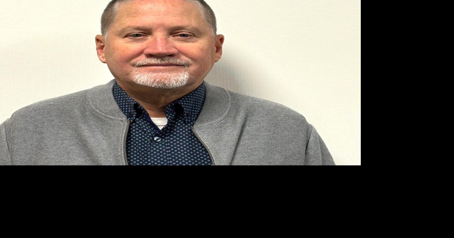 Niagara Falls bylaw manager has 36-year police background