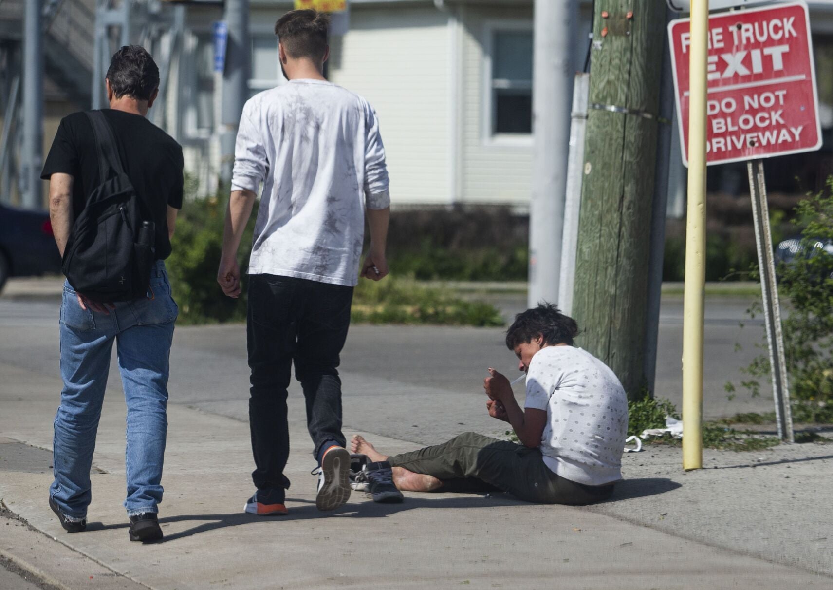 Niagara officials debate police crackdown on public drug use