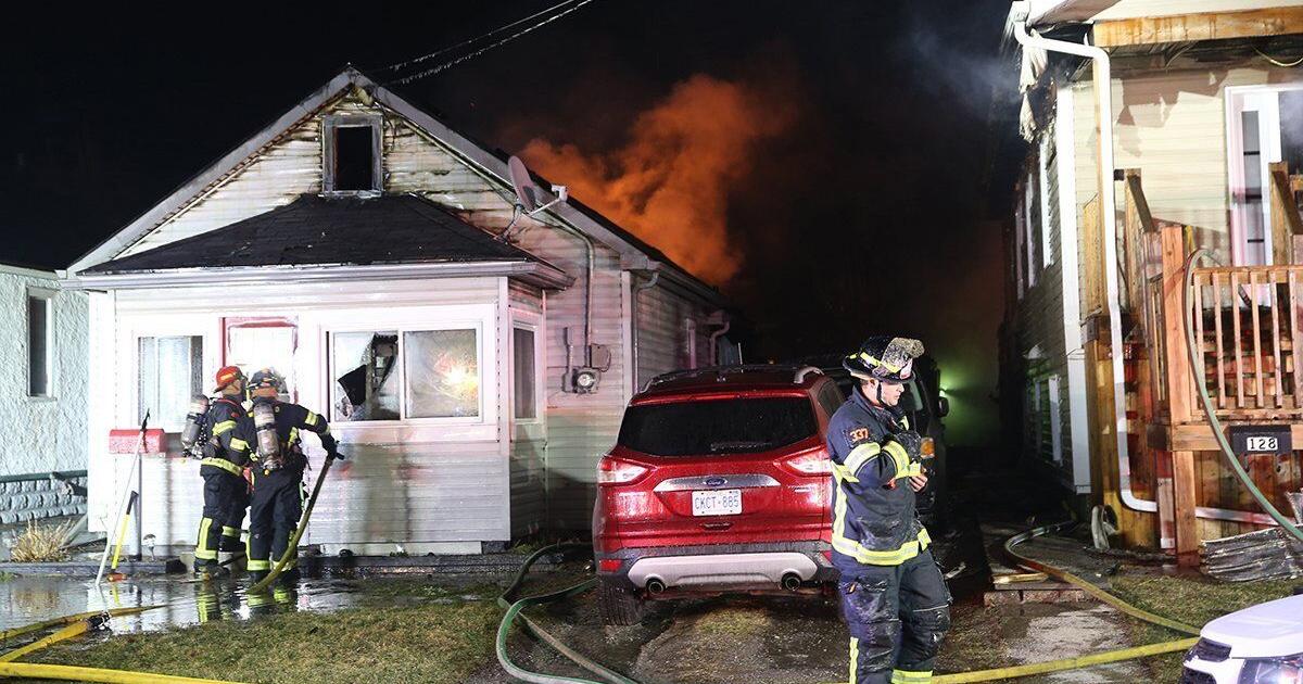 Welland fire destroys two homes, damages a third