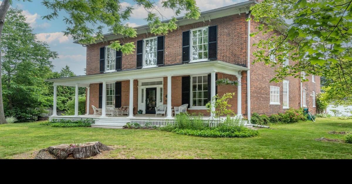 Niagara House Hunt: ‘Marvellous’ 1846 estate in Grimsby on the market ...