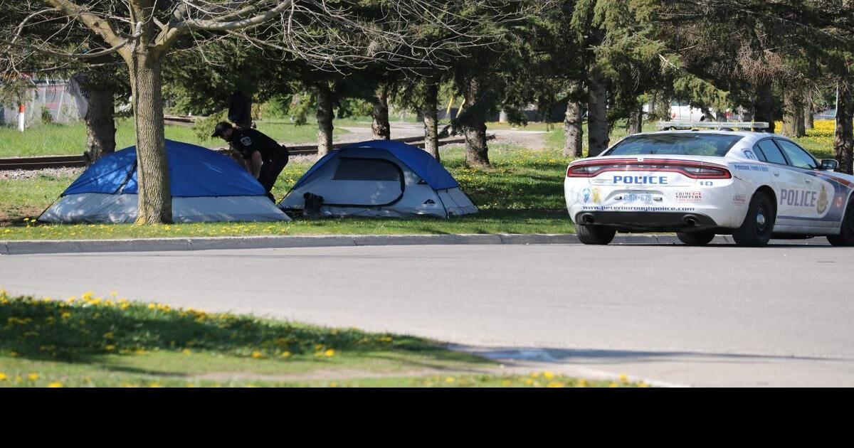 Police move homeless in parks along, then tents get re-pitched