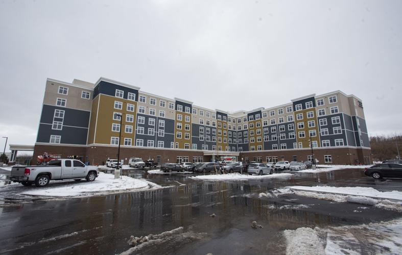 Retirement apartments, medical arts centre in Niagara Falls