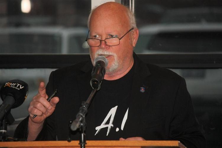 DiMarco booted from Welland council meeting again