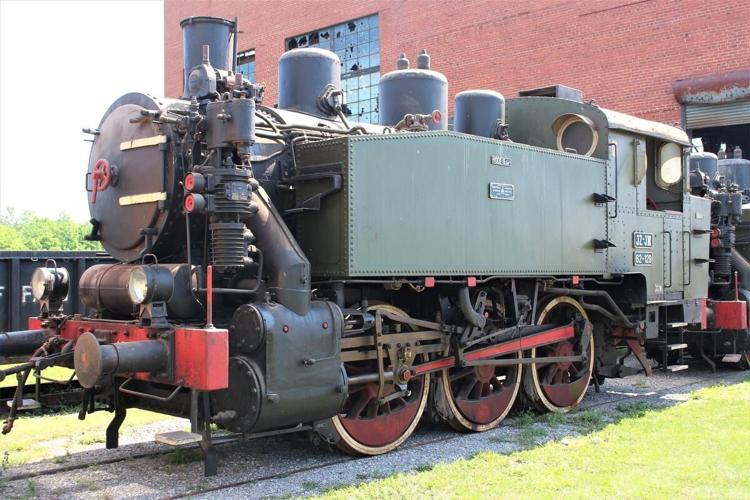 Public unveiling of 1950s European steam locomotives marks ‘exciting ...