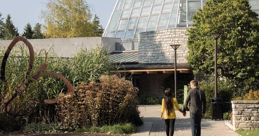 Reduced admission for seniors at Niagara Parks sites in June