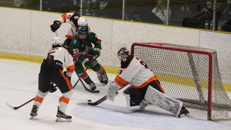 Fort Erie Meteors come back to win in overtime