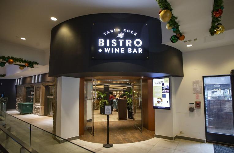 Bistro, wine bar boasts closest rooftop patio to falls brink