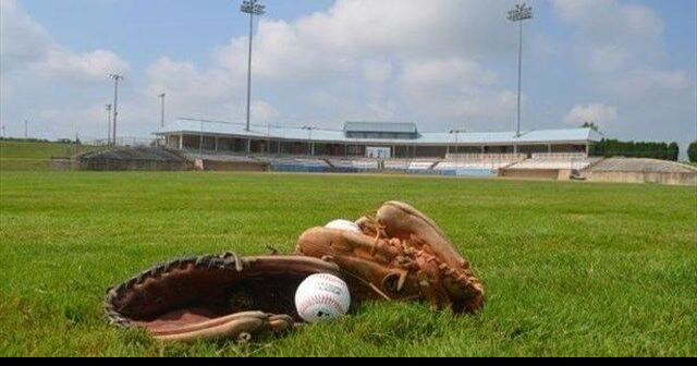 Welland Stadium pitted against Arnold Anderson Stadium in Brantford in ...
