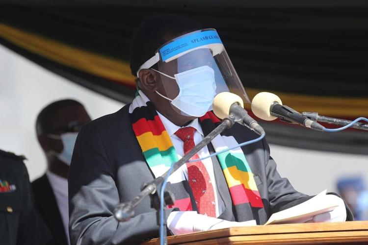 Scores of Zimbabwe protesters arrested, military in streets