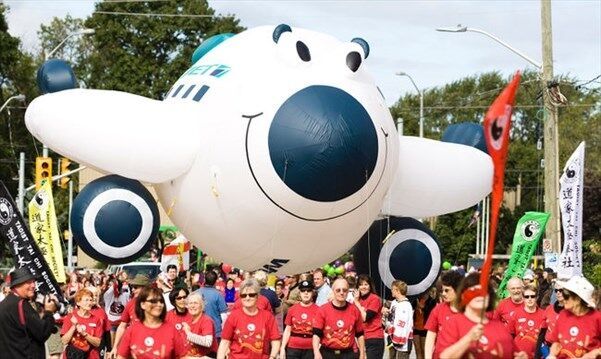 LIVE: Grape and Wine Festival Grande Parade