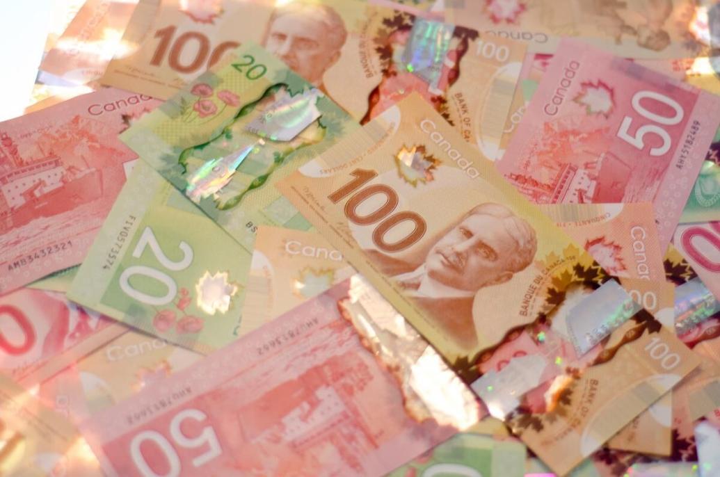 Niagara man used bogus bucks to buy cellphones
