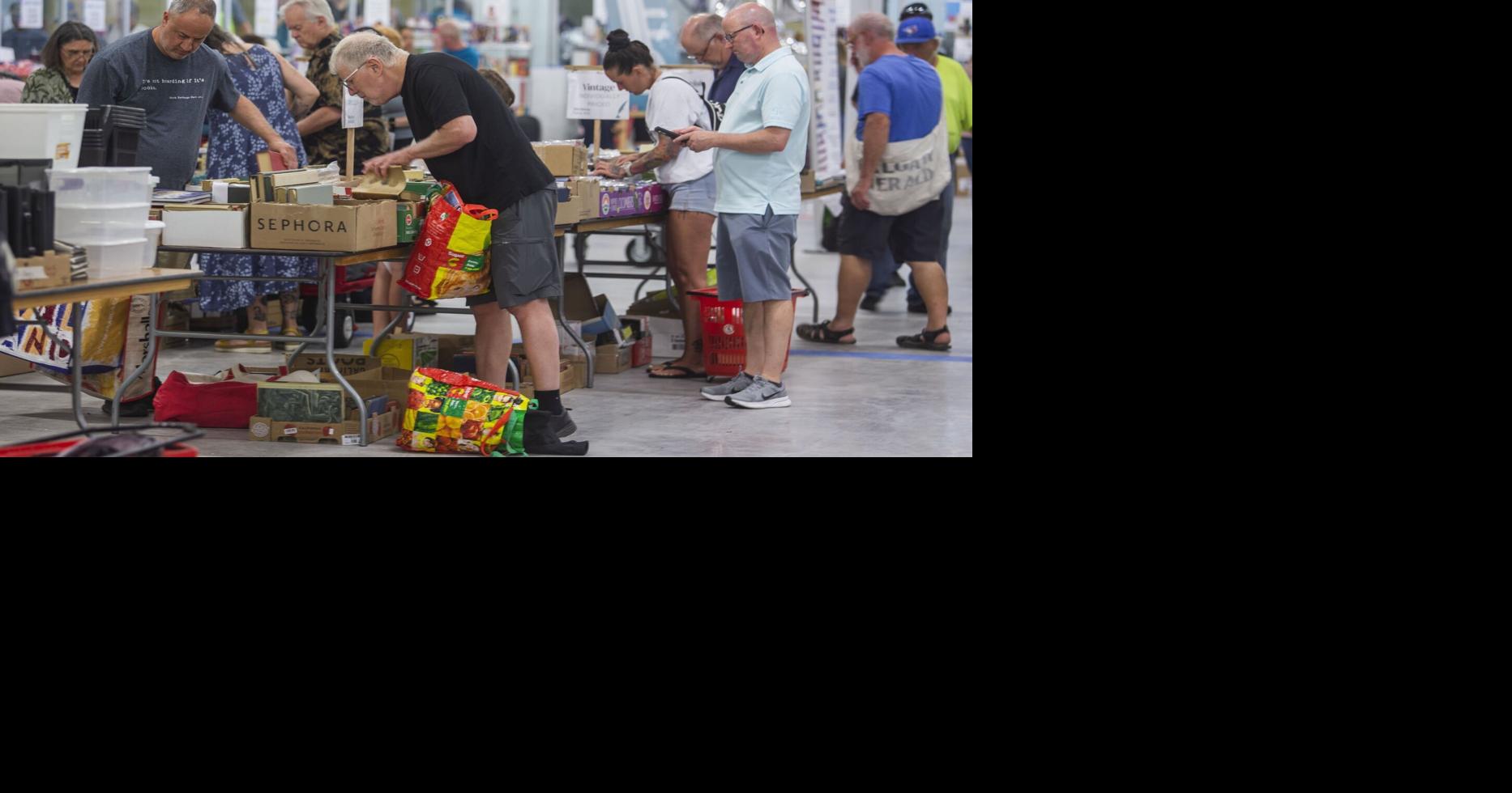 As Book Riot approaches, Birchway looking for volunteers