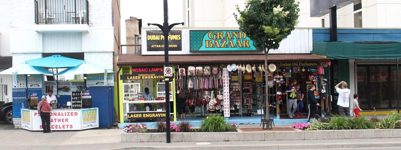 Niagara Falls council seeks BIA input on seasonal vendors