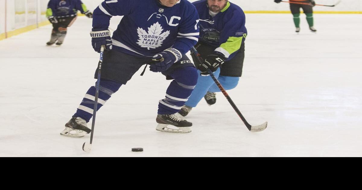 Former NHL stars earn big assists as charity hockey tournament raises ...