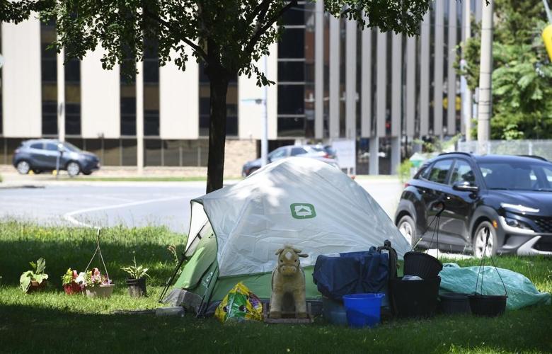 Hamilton encampment population grows with winter coming