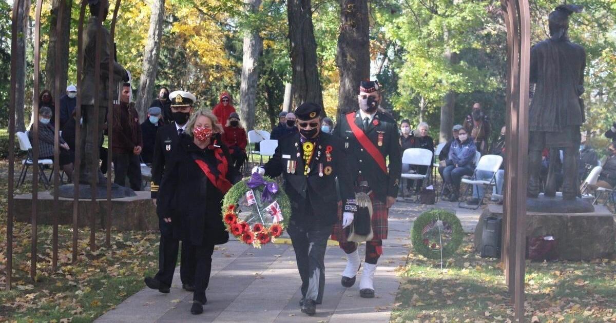 Valour and Victory ceremony of remembrance honours Indigenous veterans
