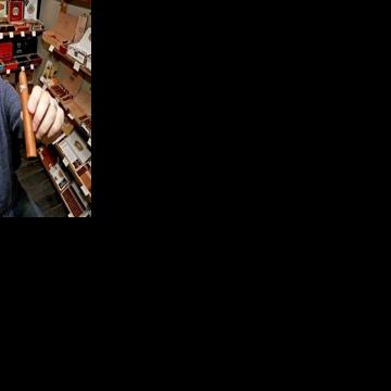 Biz Beat: It's all about the cigar experience