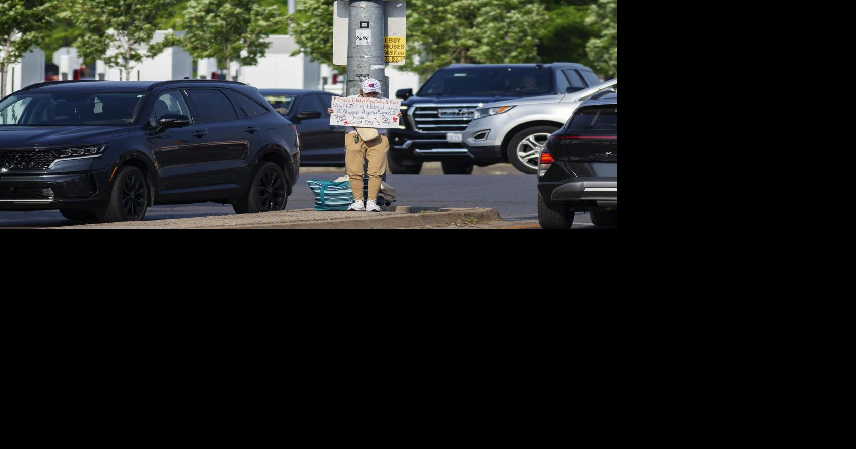 Niagara Falls installs no panhandling signs at intersection
