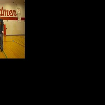 Denis Morris to ditch Redmen logo