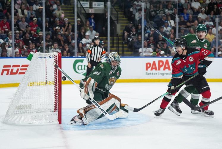 Top NHL prospect Landon DuPont questionable for Memorial Cup semifinal