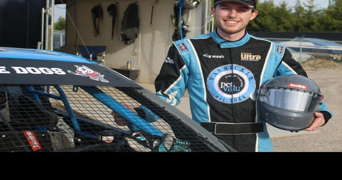 4-cylinder racer Alex Riley back on track