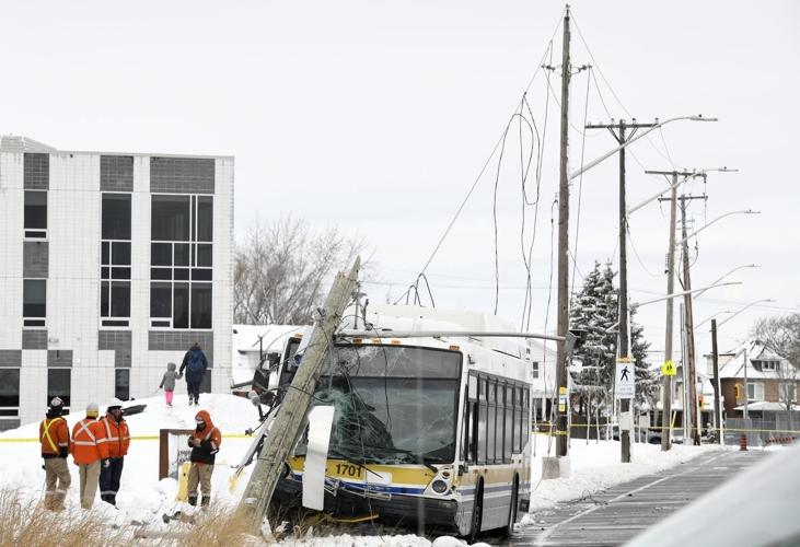 Utility pole on losing end of bus-cab Cannon crash