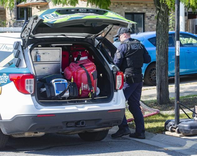 Heavy police presence in Niagara Falls neighbourhood