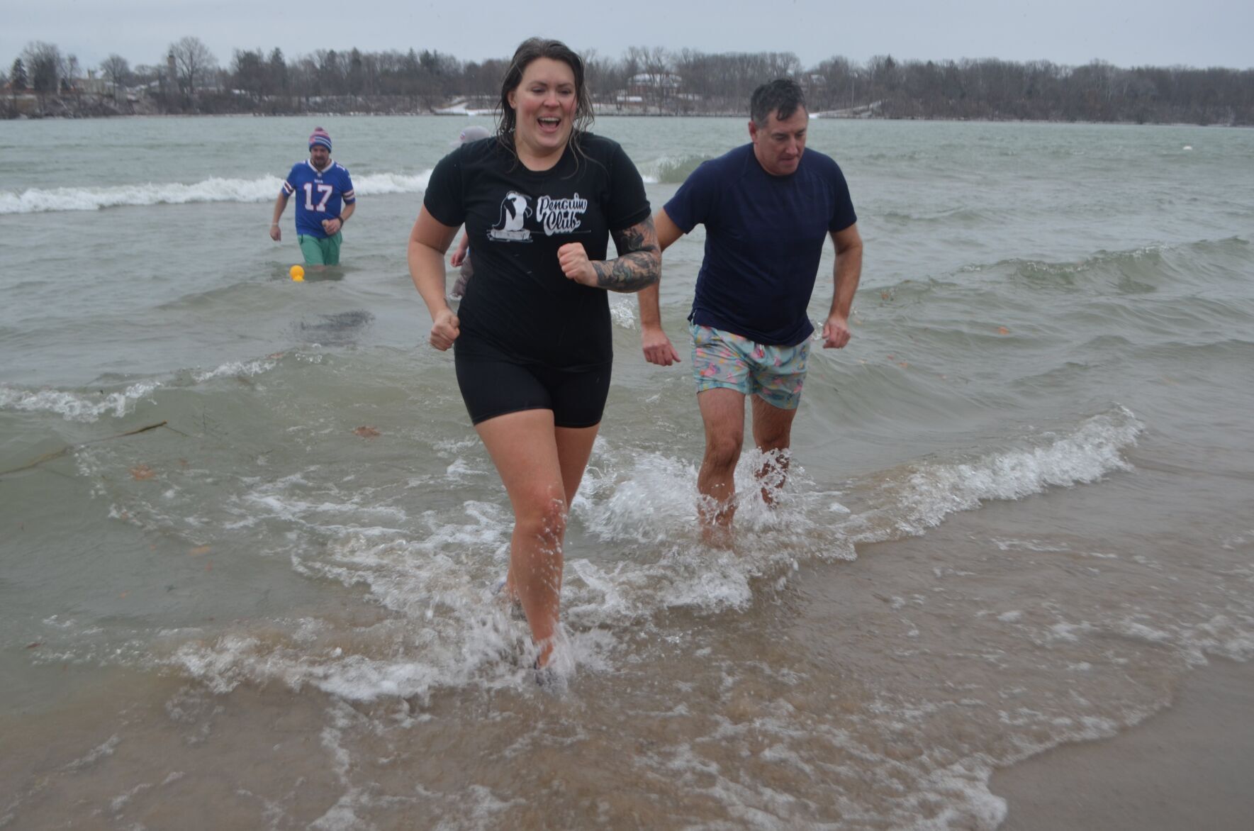 Penguin Dip plungers earn their flippers in Niagara
