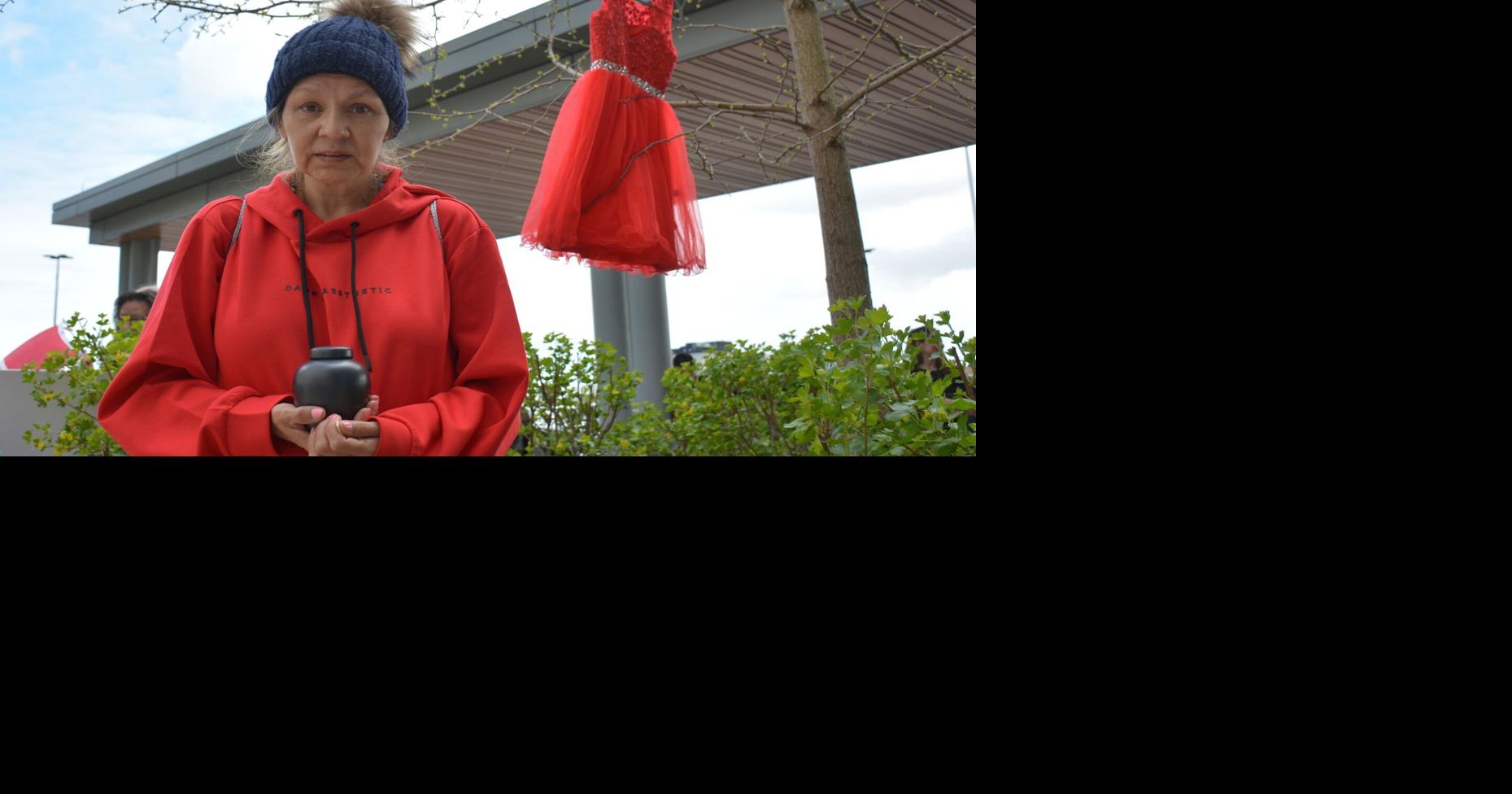 St. Catharines hospital rally in honour of Heather Winterstein