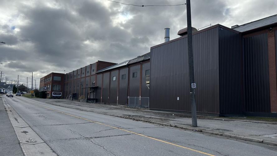 Firefighters battle roof fire at St. Catharines paper mill
