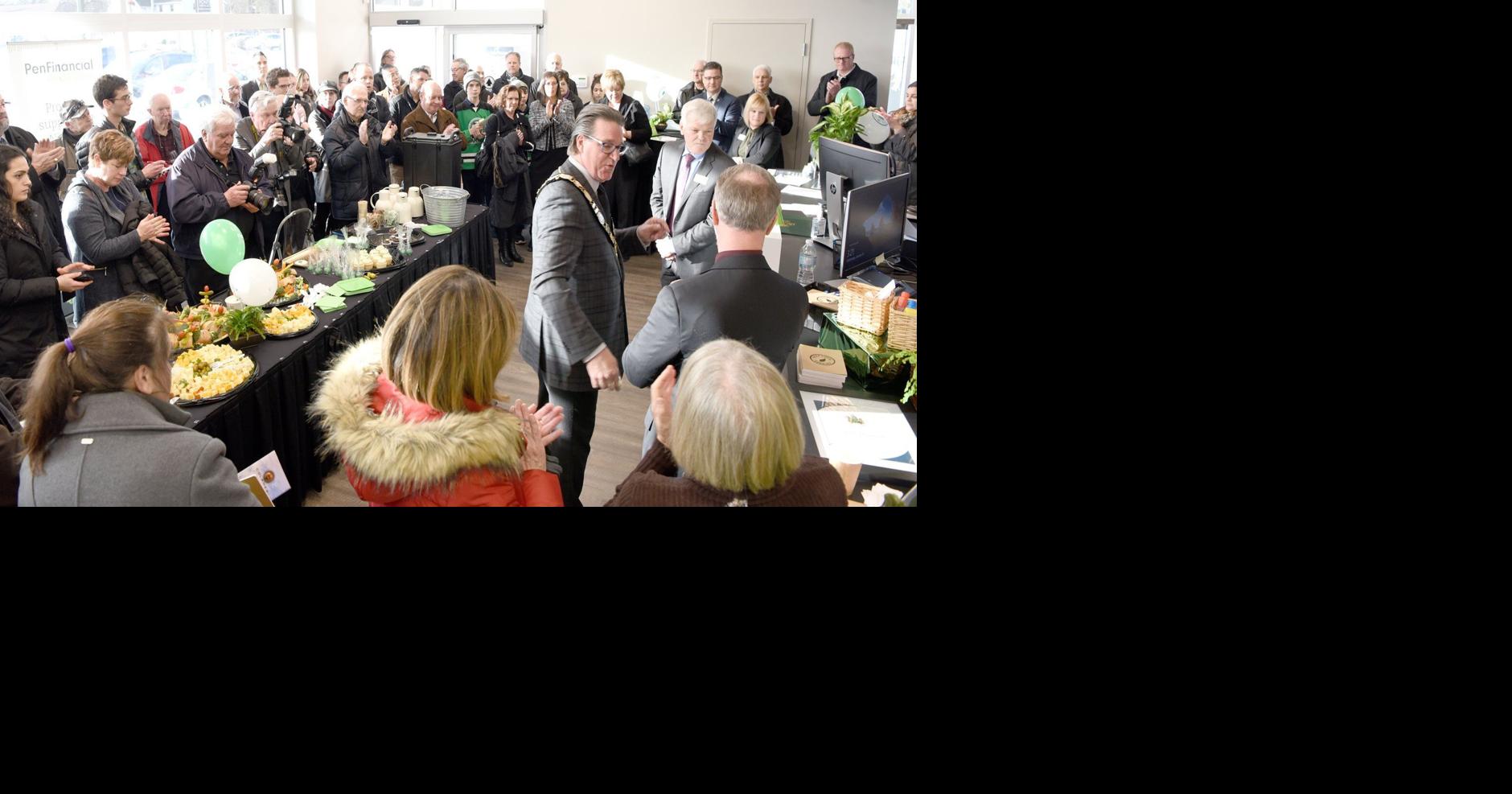 PenFinancial celebrates Fonthill opening