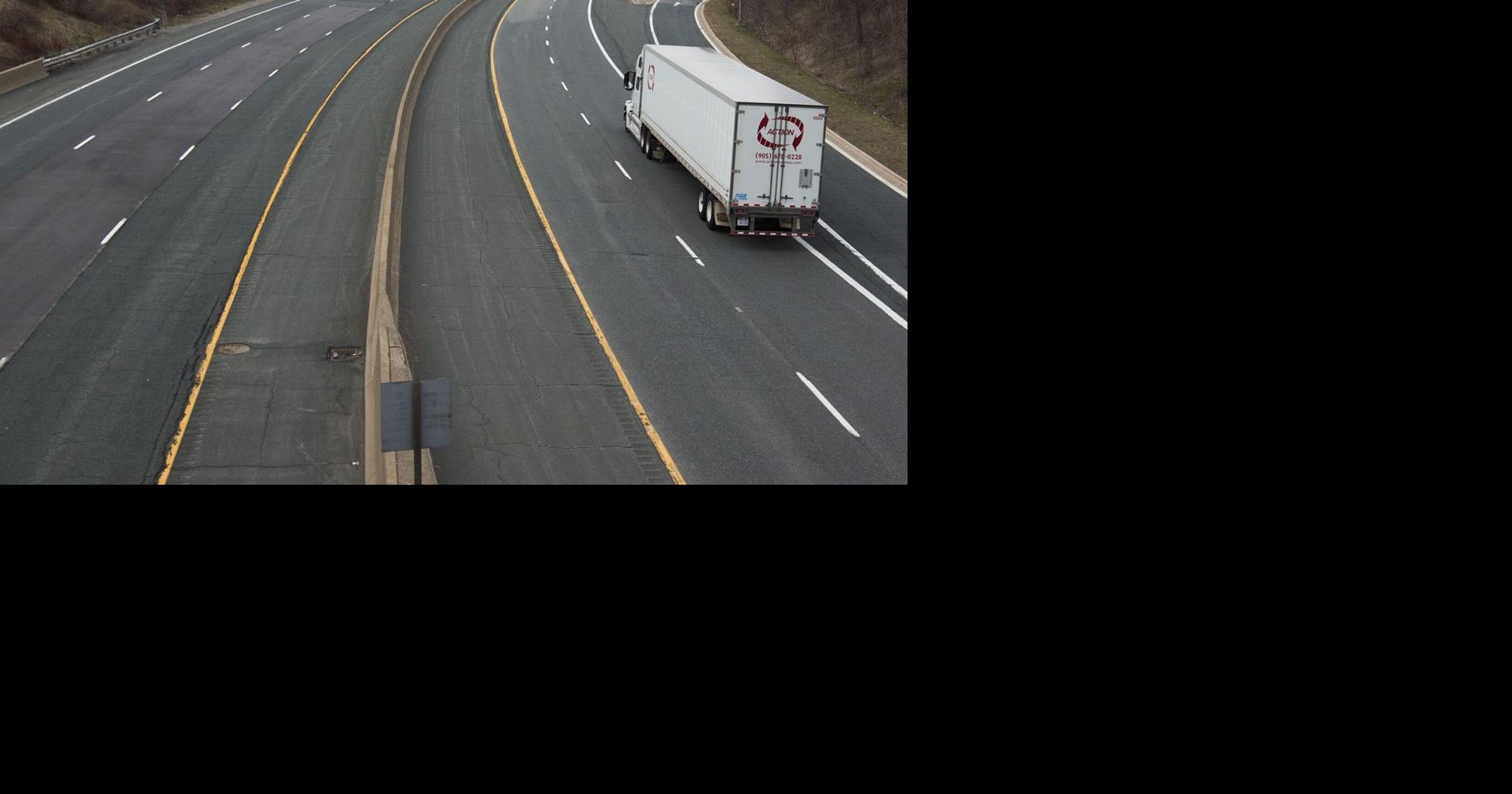 Niagara-bound QEW lanes, service roads re-opened in Lincoln